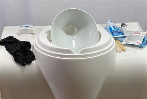 Twusch Porcelain Insert For Thetford Toilets With Installation Kit