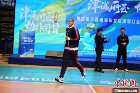 女排国际顶尖接应瓦尔加斯：转战世界 战至巅峰土耳其队联赛中国