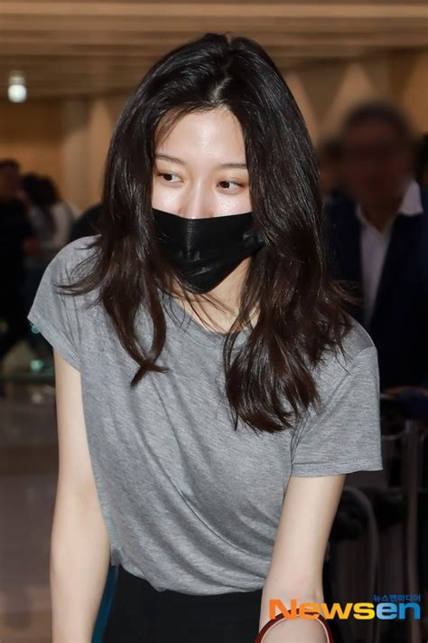 【photo】ムン・ガヨン、日本でのスケジュールを終えて帰国カジュアルな空港ファッション Kstyle