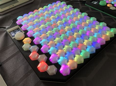 HexBoard MIDI Controller Shaping The Silence HexBoard MIDI Controller Shaping The Silence