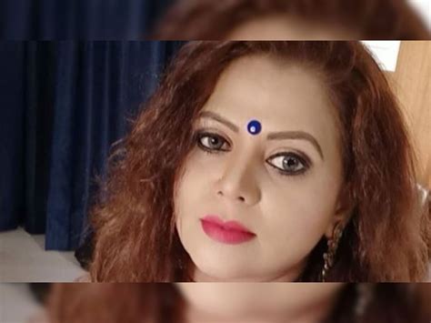 Who Is Sapna Sappu Bigg Boss 14 Wild Card Contestant । कौन है सपना भाभी