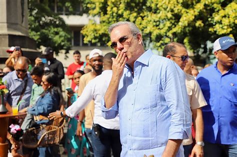 Entelevision Presidente Abinader Recibe Una Lluvia De Felicitaciones De Personalidades