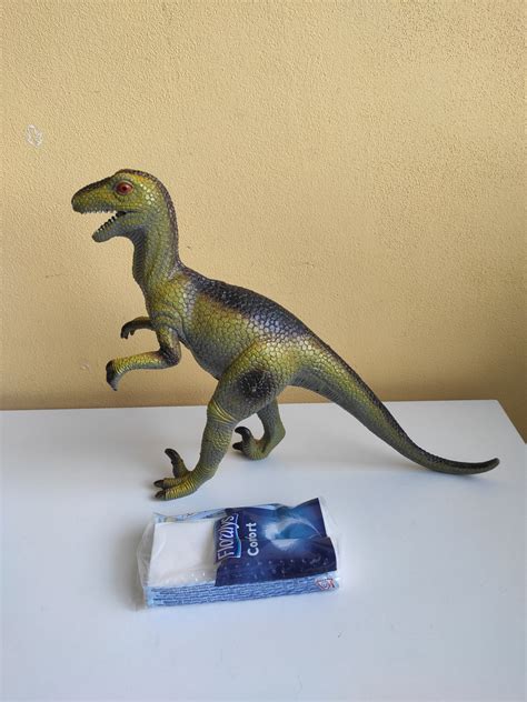 Dinosaurus Deinonychus 150 Kč Od Prodejkyně Veris8 Bazar Modrý Koník