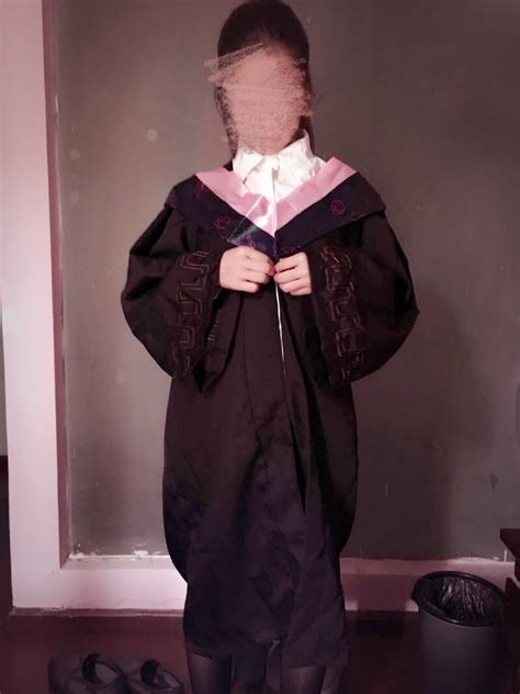 Ganodermabitch 畢業季了，穿著情趣內衣參加畢業典禮。剛結束衣服都不換就來吃雞巴 Tumblr Pics