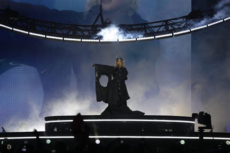 Show Da Madonna Na Praia De Copacabana