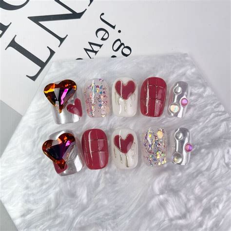 Artificial Nail Relief Love Manicure Wearable Nails Reusable Removable