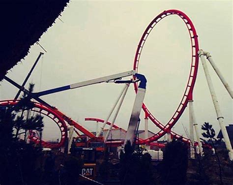 Energylandia 2016 Formula 1 Vekoma Launch Theme Park News