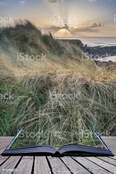 민물 웨스트 웨일즈에서 Pembrokeshire 해안 모래 언덕 해변의 아름 다운 풍경 이미지 0명에 대한 스톡 사진 및 기타