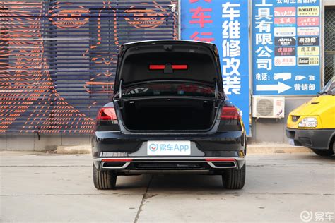 【迈腾gte 插电混动14t 尊贵型后备厢图片 汽车图片大全】 易车