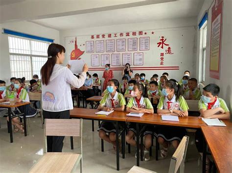 西平县青少年心理健康服务进村（社区）行动——走进权寨镇冯堂村刘慧珍孩子权寨镇