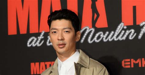 [포토] 가수 팀 훈남 외모 뽐내며~