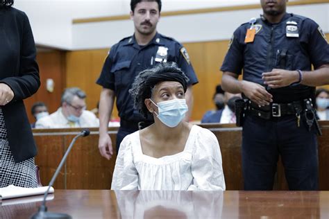 Manhattan Da Will Not Prosecute Tracy Mccarter Charged With Her Husbands Murder