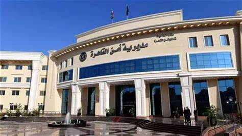 أمن القاهرة يكثف جهوده لضبط عامل وأبنائه لشروعهم فى قتل شقيقه وزوجته فى