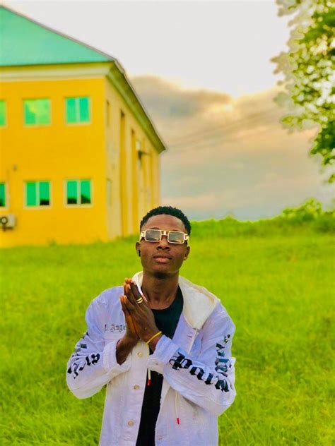 Kha Lee Pha Never Ignore A Person Who Loves You Cares