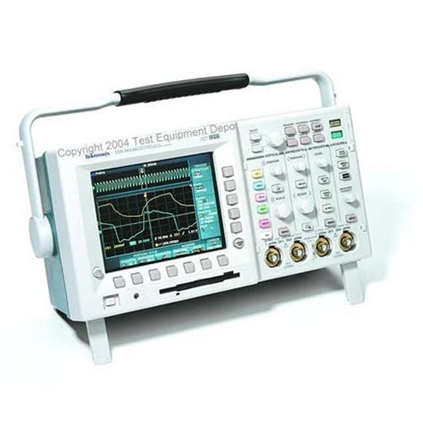 Tektronix Used Tds3024b 200 Mhz 4 Ch Digital Phosphor Oscilloscope