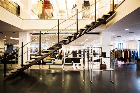 Barneys New York Reportedly Weighing A 2d Financial Ruin Tantso