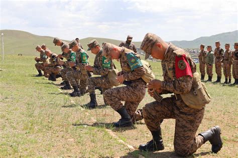 Цэргийн мэргэжлийн аварга түрүүч байлдагч нар шалгарлаа