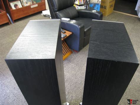 Polk Audio RTI 10 Floorstanding Speakers Photo 547918 Canuck Audio Mart