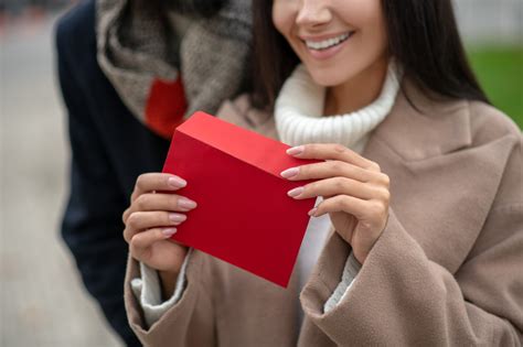 【夫から妻へ】結婚記念日の手紙やメッセージカードの書き方！女子が嬉しくてたまらない理由 記念日の料理 魚料理にこだわる人のためのマルチュウスマイル