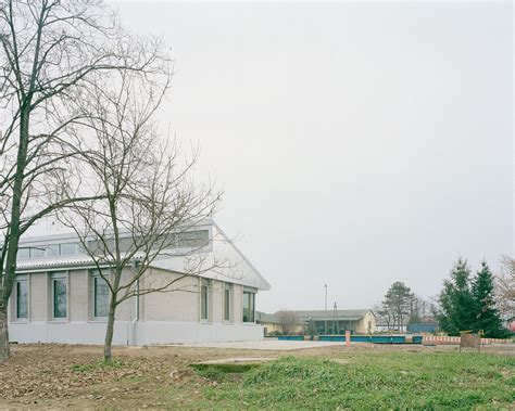 Kontextus Balazs Danyi · Biofarm · Divisare