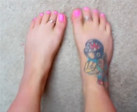 Tara Babcocks Feet