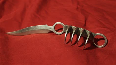 Rare Antique Bagh Nakh Bichuwabichwa Damascus Steel Blade Dagger W