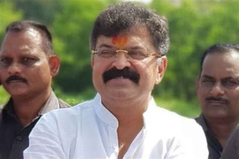 Jitendra Awhad आव्हाडांना कोर्टाकडून दिलासा 15 हजारांच्या