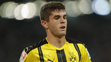 Christian Pulisics Father Clarifies Sons Borussia Dortmund Future