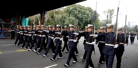 El Gobierno suspendió el desfile del de Julio en la Ciudad por razones presupuestarias