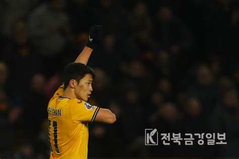 황희찬 ‘폼 미쳤다전북금강일보