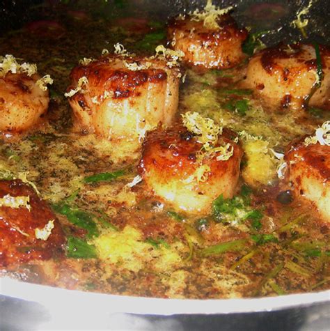 Best Pan Seared Sea Scallops With Herb Butter Sauce Recipes