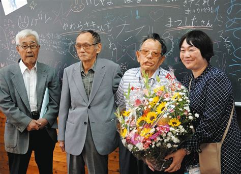 おかえり75年ぶり母校 ハンセン病回復者の石山さん 御前崎市の小学校訪問：中日新聞しずおかweb