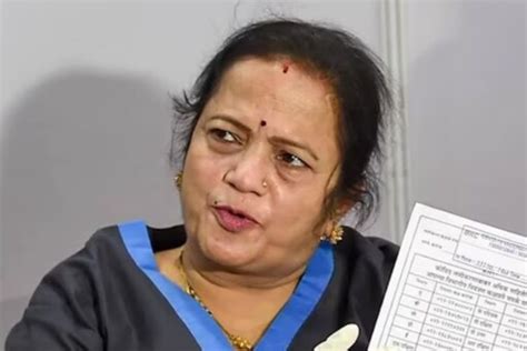 Covid 19 Body Bags Purchase Scam Police Quiz Ex Mumbai Mayor Kishori