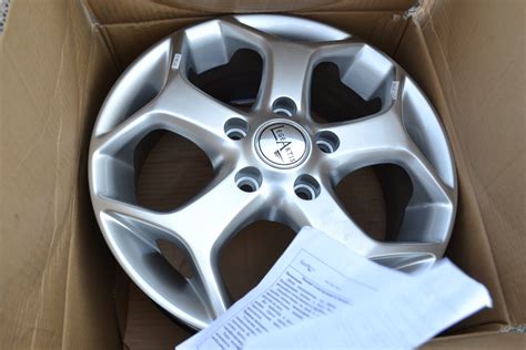 2. Купил диски REPLICA — Ford Focus Hatchback II, 1,8 л, 2009 года ...