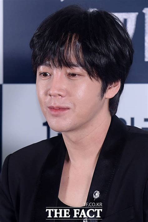 이미지 변신해야 되는데장근석 웃음 참기가 힘들어~ Tf사진관 포토 기사 더팩트
