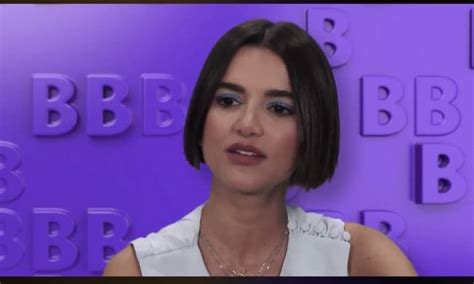 Coluna Mesmo Confinada No Bbb Manu Gavassi Lança Novo Clipe Época