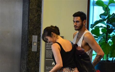Daniele Suzuki Brinca O Filho Durante Passeio No Shopping Quem QUEM News