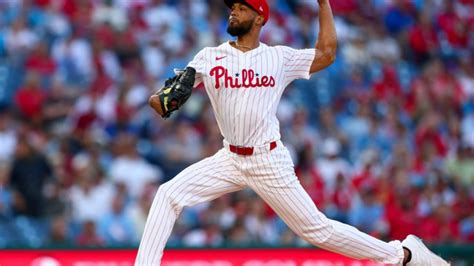 Mlb Cristopher Sánchez Se Baja Del Barco De República Dominicana Para
