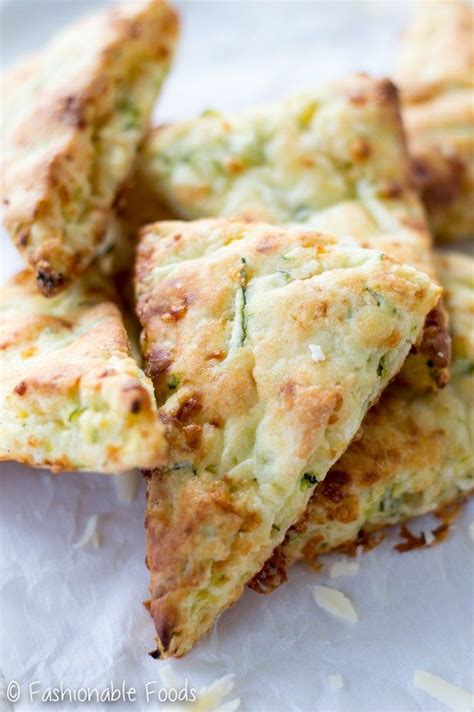 Zucchini Cheddar Scones Rezept