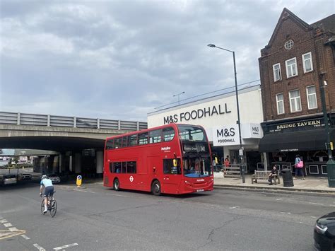 London Buses Route 240 Bus Routes In London Wiki Fandom