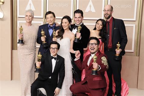 Tudo em Todo Lugar ao Mesmo Tempo é o filme mais premiado da história