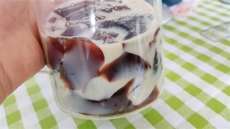 【咖啡冻撞奶做法 自制奶茶 夏日饮品饮料图片】这个好好吃呀下厨房