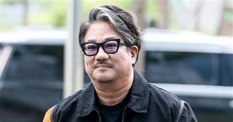 포토 이무송 흐믓한 미소