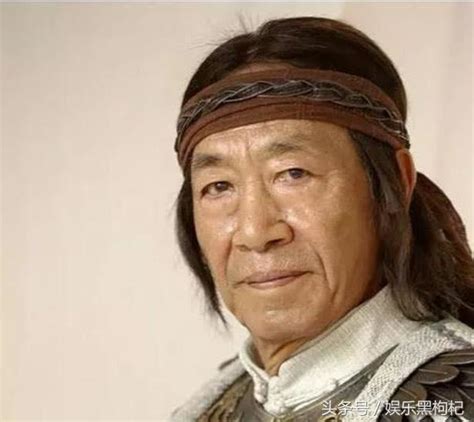 國家一級演員王奎榮，娶差37歲的嬌妻，72歲仍不用替身 每日頭條