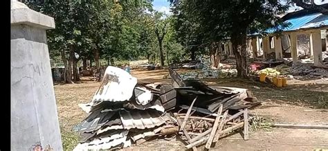 စစ်ကြောင်းထိုးလာတဲ့ စစ်ကောင်စီတပ်သားတွေနဲ့ နယ် မြေခံရဲတွေ စကားများရန်ဖ