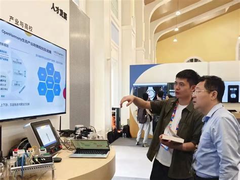 Openharmony携千行百业创新成果亮相hdctogether 2023 鸿蒙开发者社区 51ctocom