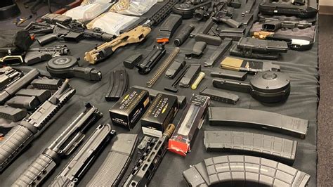 Mcso Suspect Tries To Pull Gun On Deputy Arrested With Illegally