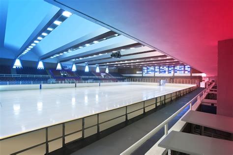 La pista de hielo del Barça un planazo en familia Mammaproof Barcelona