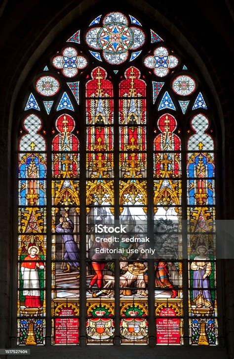Brussels Pemandangan Kemartiran Dari Kaca Jendela Di Katedral Gothic