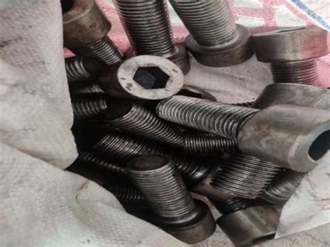 Alloy Steel Metric Socket Head Cap Screw Allen Bolt At Rs 4piece In